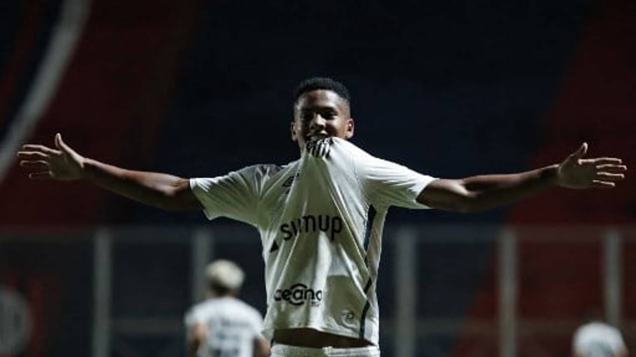 Recordista na Libertadores, Ângelo deu susto no Santos e teve medo de ...
