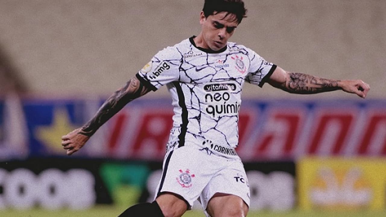 Fagner celebra os 15 anos da sua estreia como profissional pelo ...