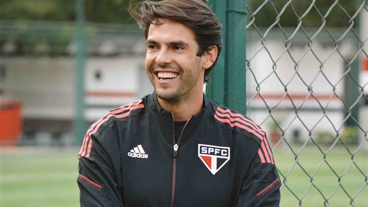 Kaká elege sua seleção de todos os tempos; confira escalação