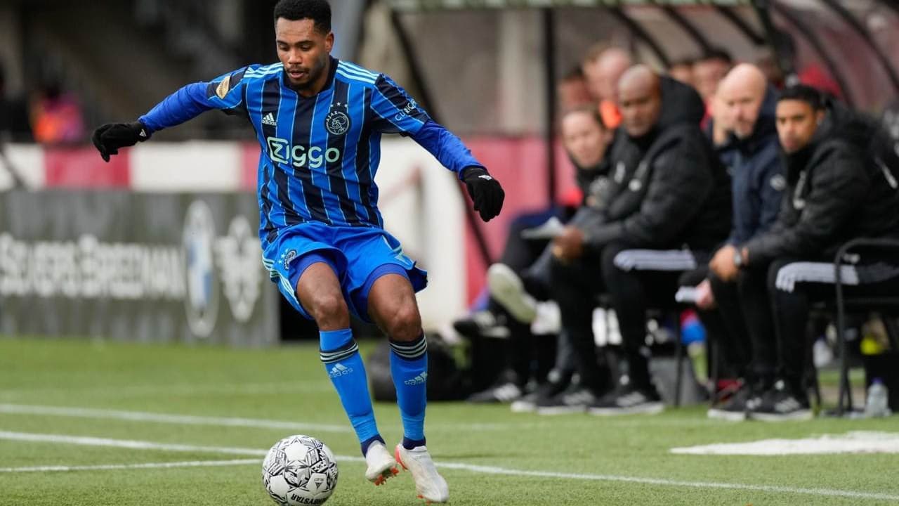 Após vitória, Danilo fala sobre próximo jogo do Ajax na Eredivisie