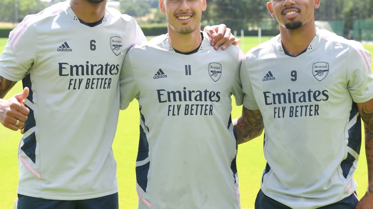 Arsenal rejeita oferta de gigante italiano por zagueiro da Seleção ...