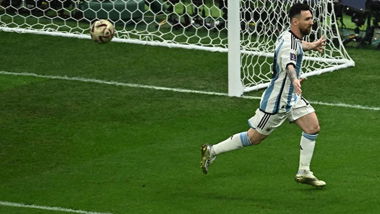 Lionel Messi quebra recorde em mata-mata de Copa do Mundo - Lance!