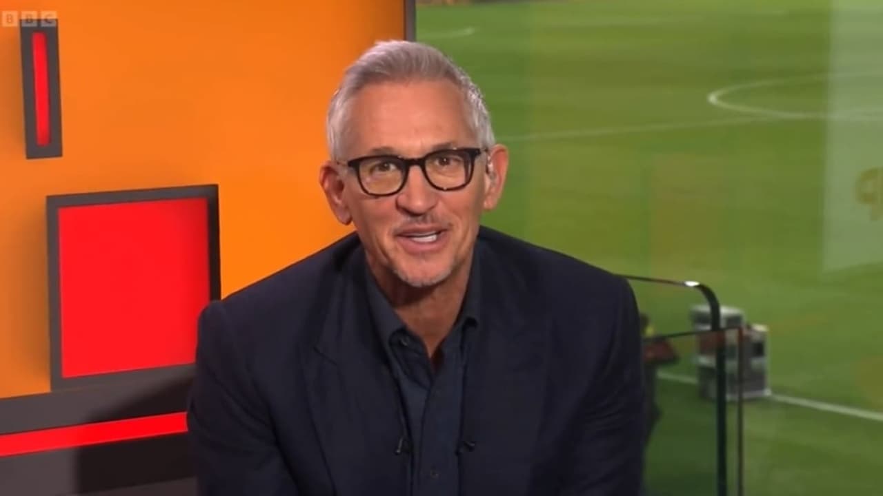 'Gemidão do zap' invade programa da BBC e ex-jogador não se contém: 'Sabotagem' - Lance!