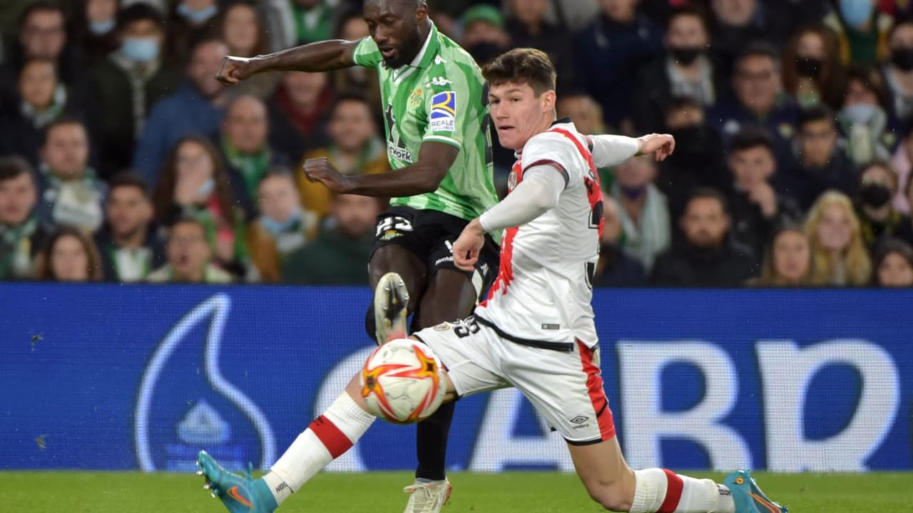 Precisando de peças no setor ofensivo, Real Madrid recalcula rota e ...