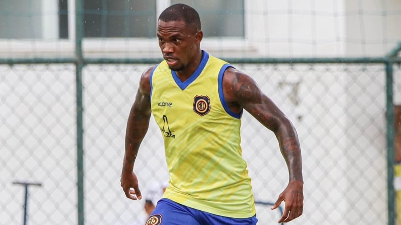 No Madureira, Patrick Vieira realiza cirurgia no joelho: 'Vai ficar ...