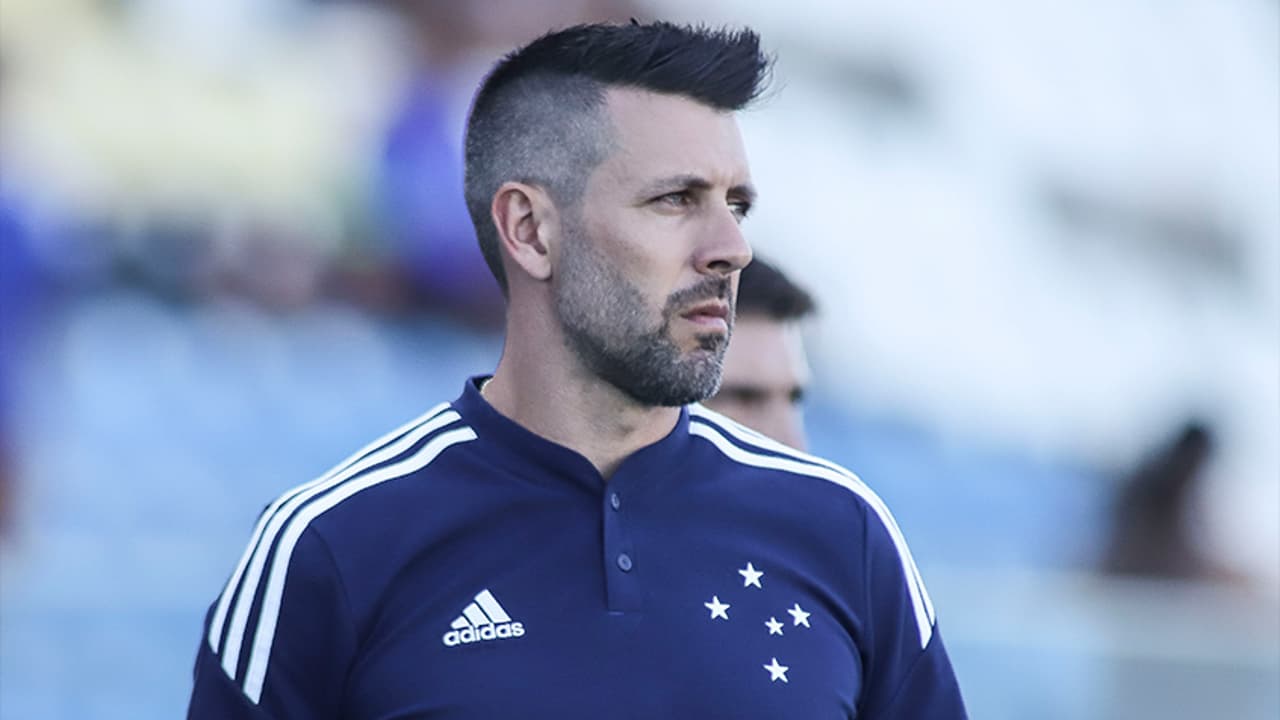 Ex-Cruzeiro, Paulo Pezzolano será o novo técnico do Valladolid, clube ... Ex-Cruzeiro, Paulo Pezzolano será o novo técnico do Valladolid, clube ...