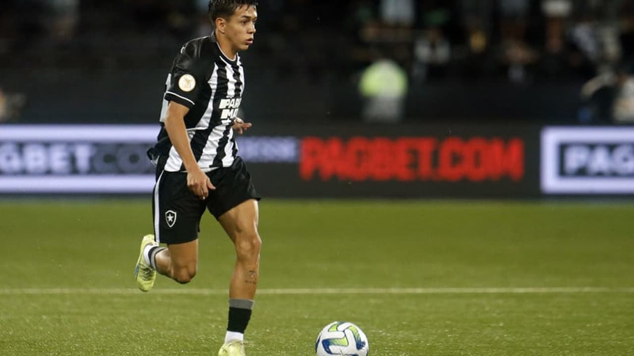 Matías Segovia estreia com a camisa do Botafogo e mostra qualidade ...