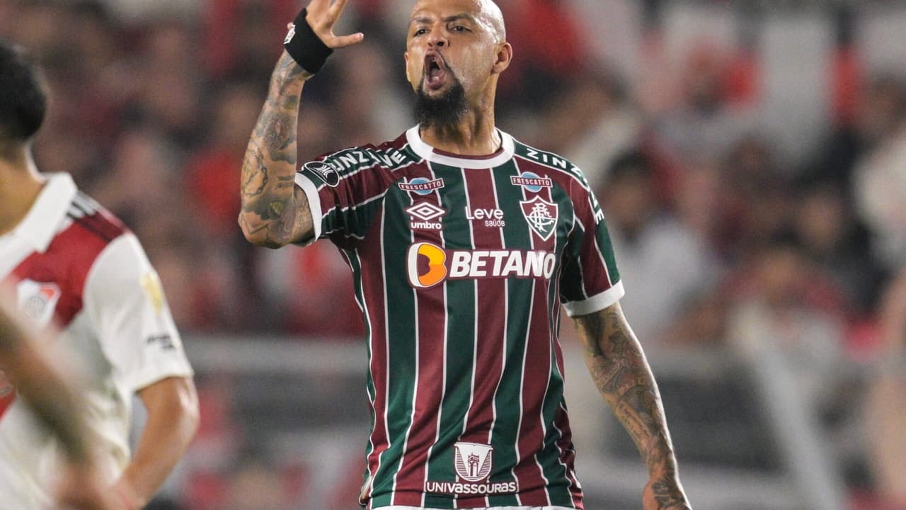 Felipe Melo, 40 anos: relembre 5 tretas com o pitbull