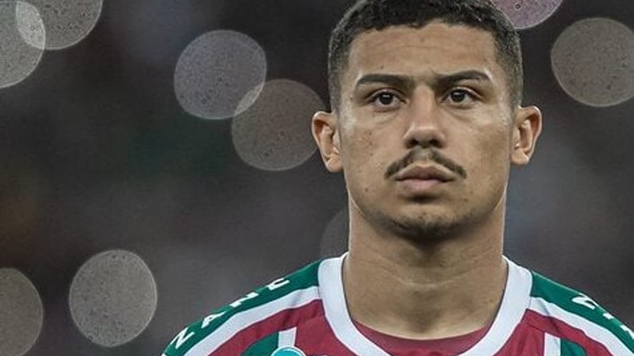 André faz sua estreia em derrota da Seleção Brasileira; Arias defende a ...