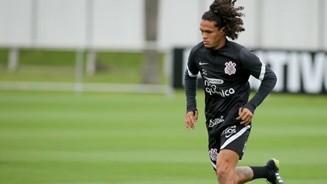 Lateral Reginaldo deixa o Corinthians - Lance!