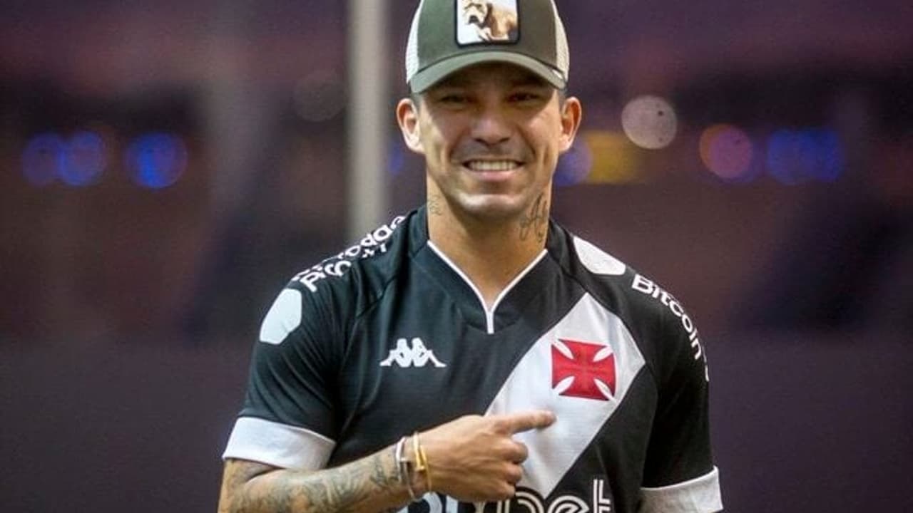 Medel no Vasco: confira a carreira do chileno e entenda como o volante ...