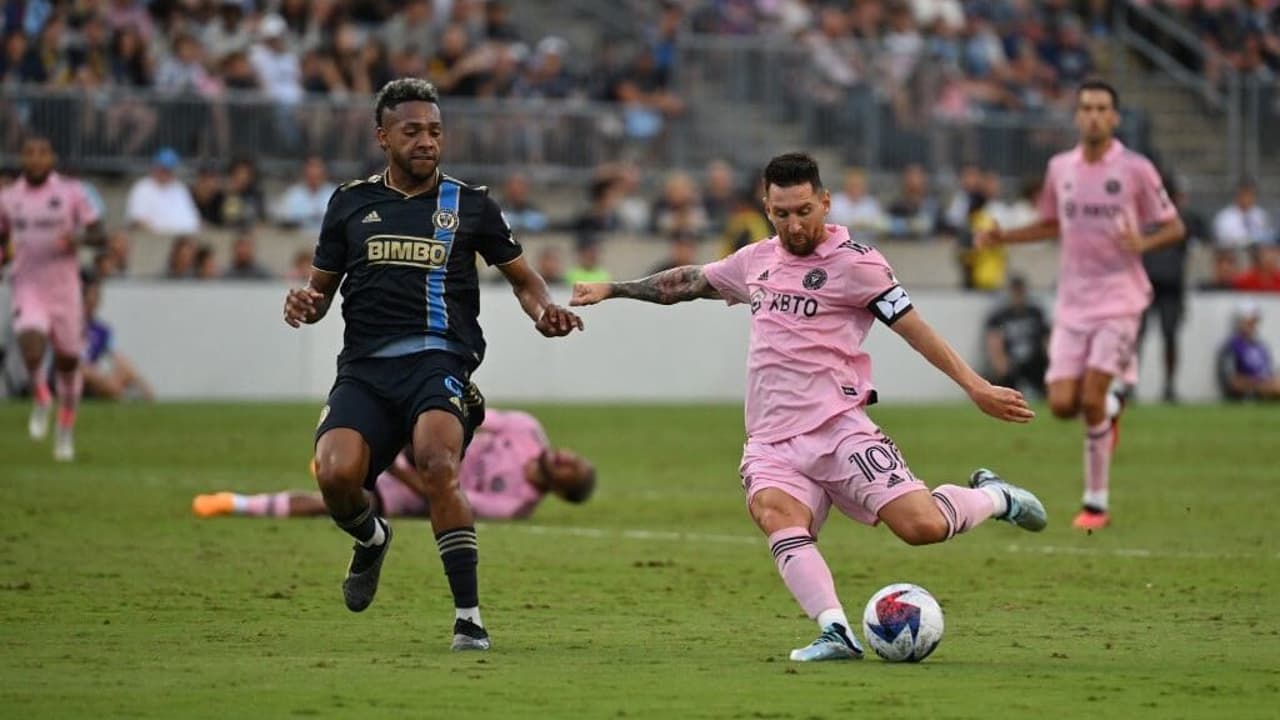 Com golaço de Messi, Inter Miami se classifica para a final da Leagues Cup