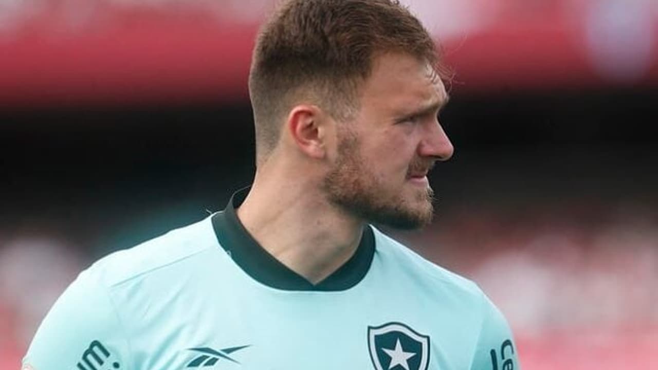 Lucas Perri celebra ponto conquistado pelo Botafogo e destaca desafio ...