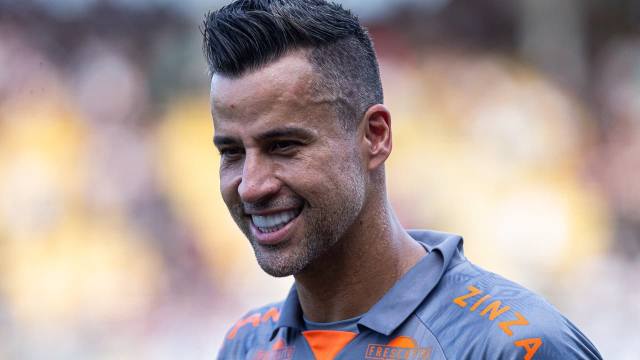 Fábio celebra vitória do Fluminense e projeta período sem jogos ...