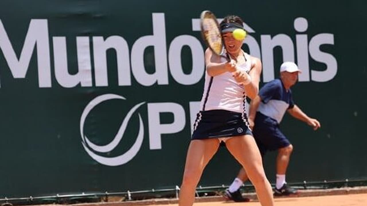 Gabriela Cé destaca luta após vitória na estreia no WTA de Florianópolis