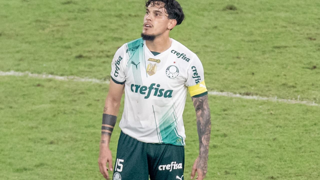 Expulsão justa? Jornalistas comentam lance de Gustavo Gómez em Flamengo ...