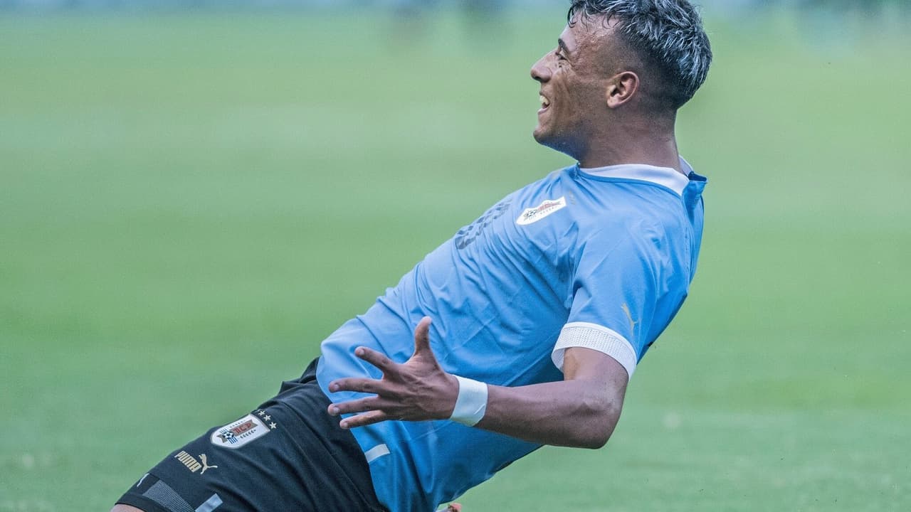 Vasco fará reunião com Liverpool-URU por Luciano Rodríguez