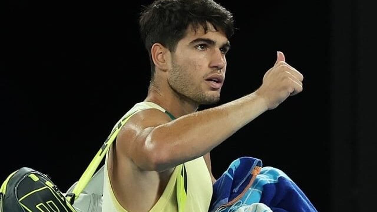 Alcaraz triste após derrota no Australian Open: 'Não sei o que aconteceu'