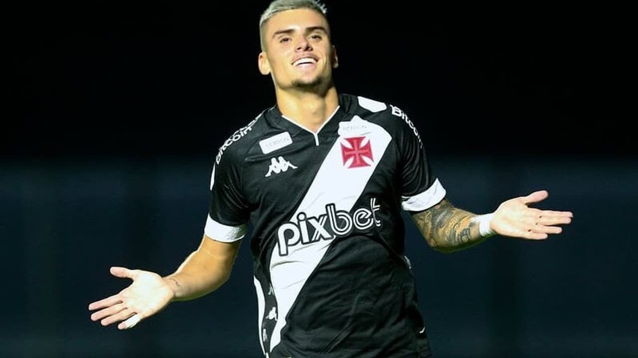 Relembre a trajetória de Gabriel Pec pelo Vasco