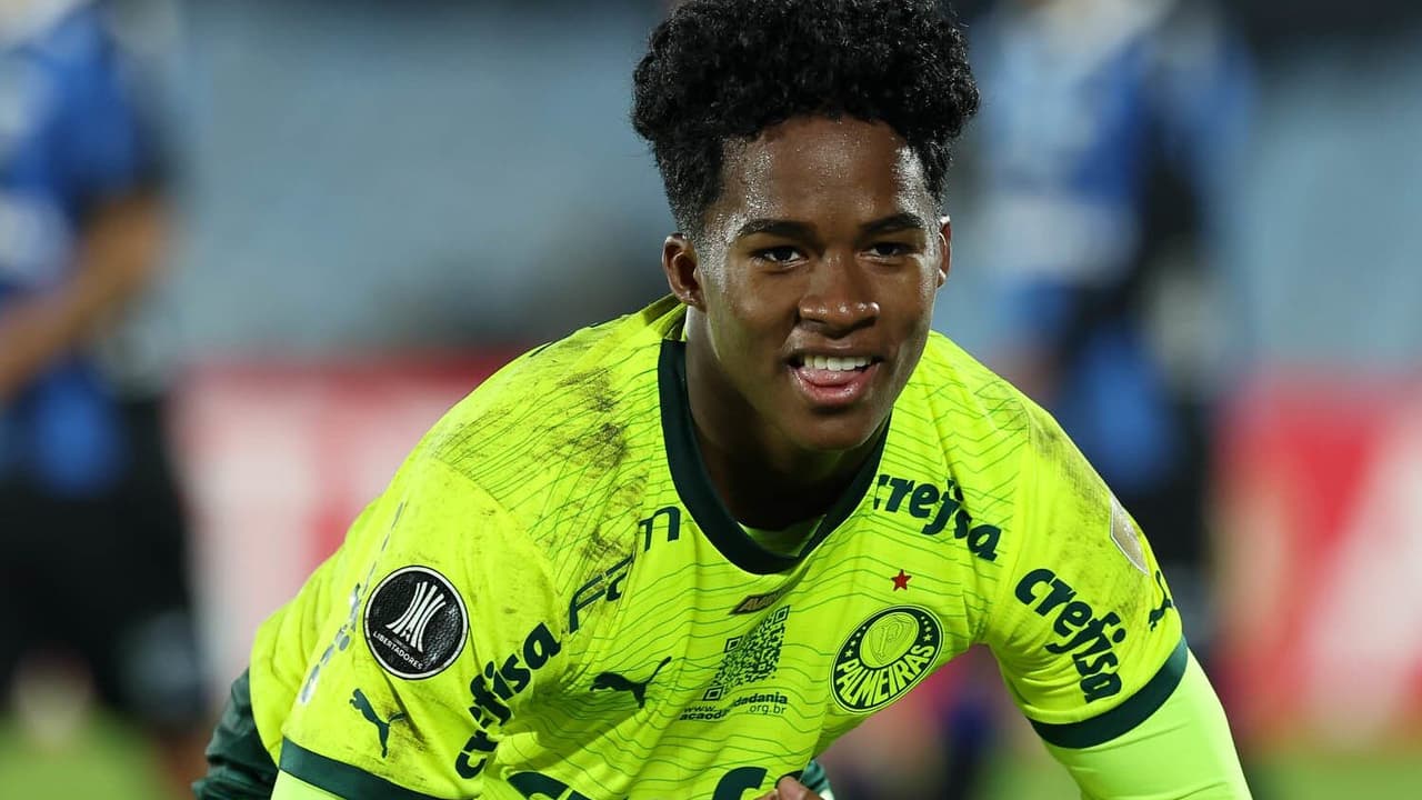 Atletas do Liverpool se revoltam com Endrick, do Palmeiras; veja