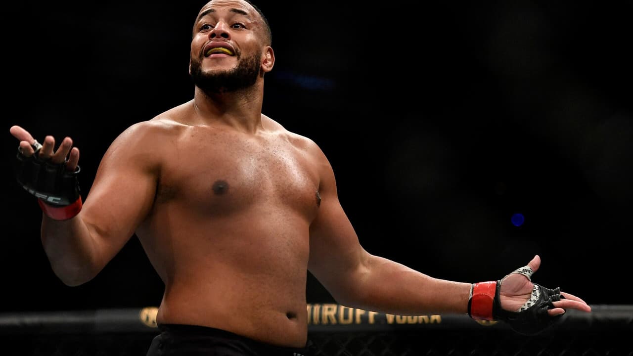 UFC Fight Night: onde assistir e horário de Lewis x Nascimento