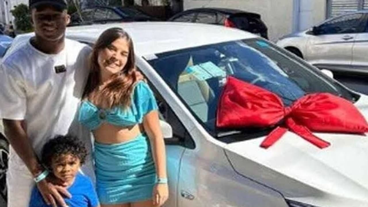 Primeiro relacionamento de Endrick teria terminado por pressão familiar ...