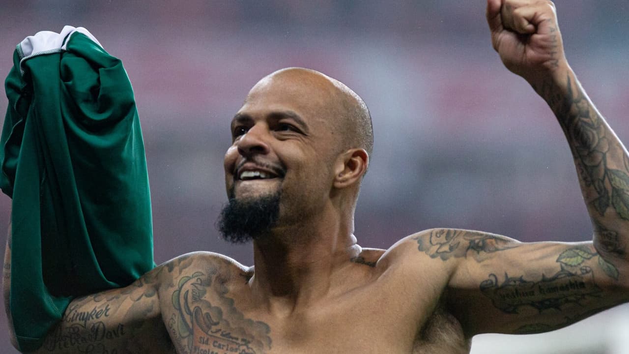 Venê Casagrande pede punição para Felipe Melo por agressão em derrota ...