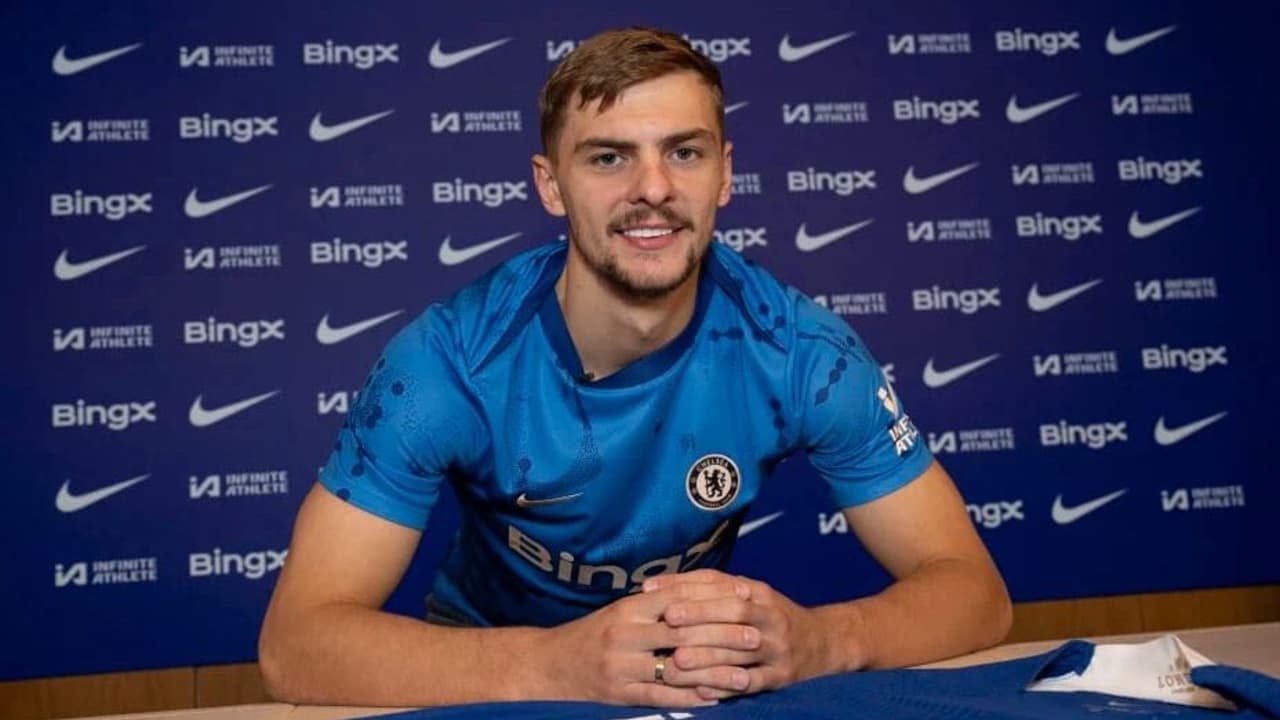 Chelsea anuncia contratação de destaque da Championship