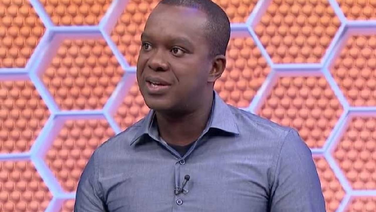 Acertou? PC Oliveira bate martelo sobre pênalti polêmico em Corinthians ...