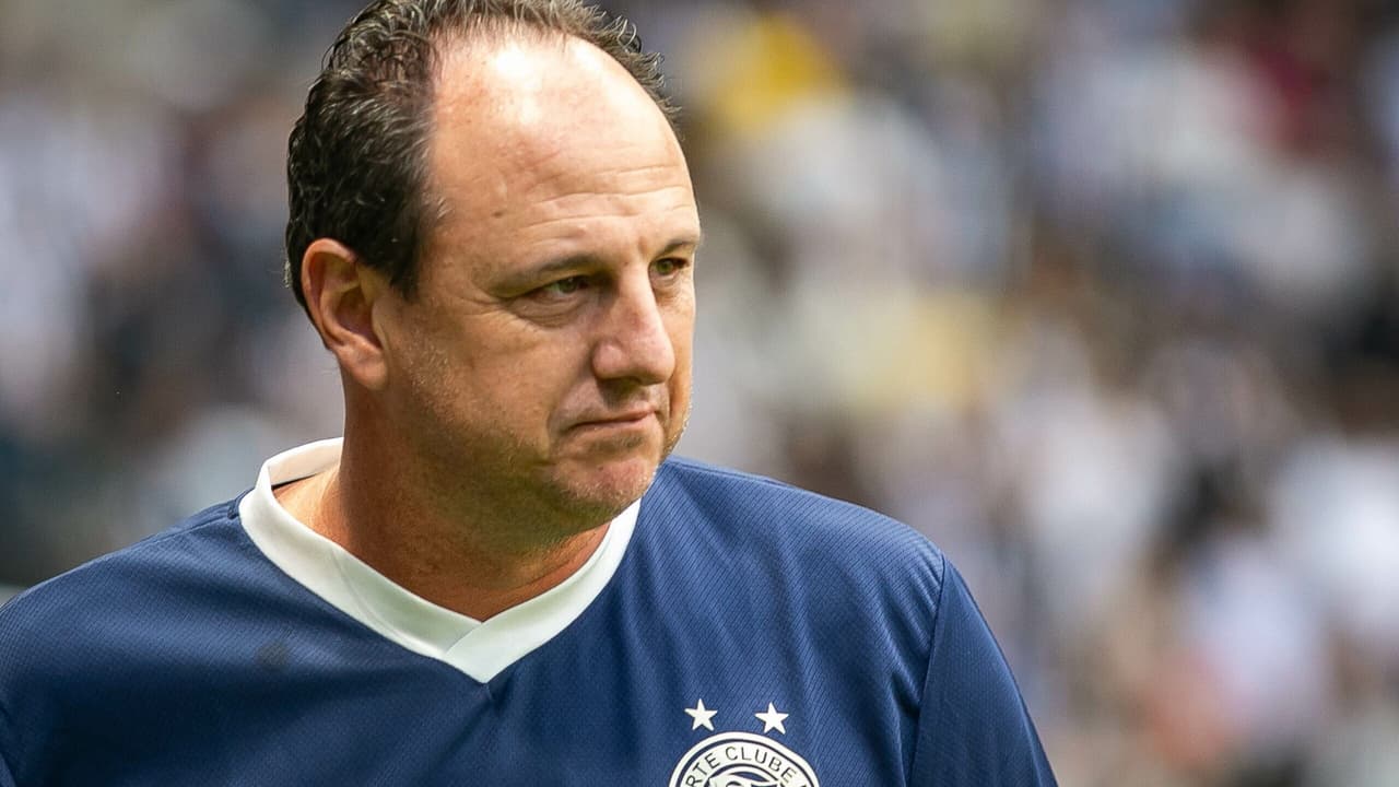 Rogério Ceni 'cutuca' Flamengo e aponta privilégio no Brasil - Lance!