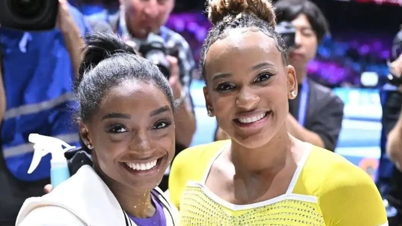 O que Rebeca Andrade falou sobre relação com Simone Biles, rival nas ...