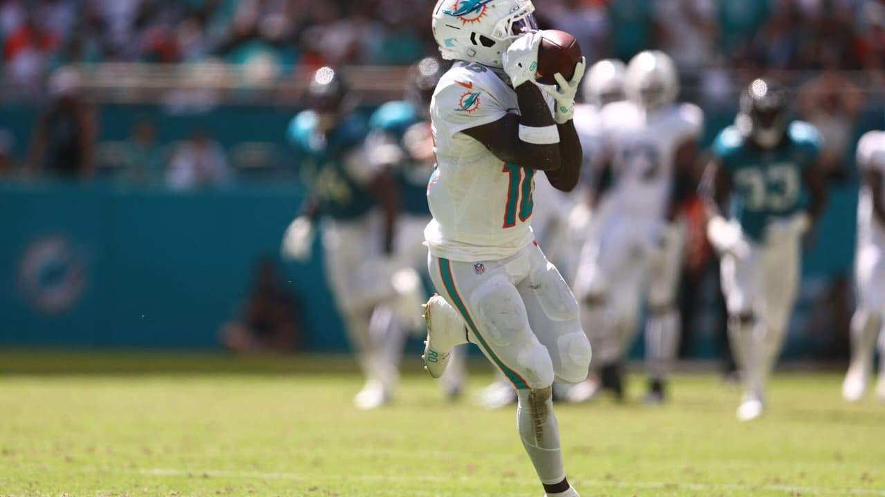 Atleta da NFL detido critica abordagem da polícia: 'tratado como cachorro'