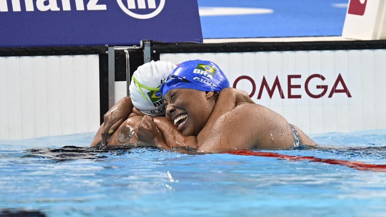 Lídia Cruz conquista medalha de bronze nos 150m medley