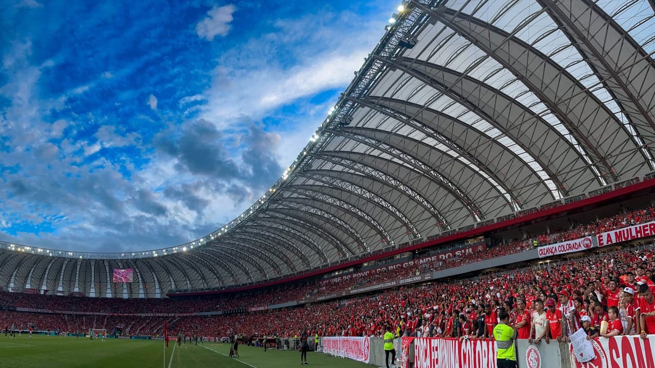 Torcida do Inter esgota ingressos para o Gre-Nal 443