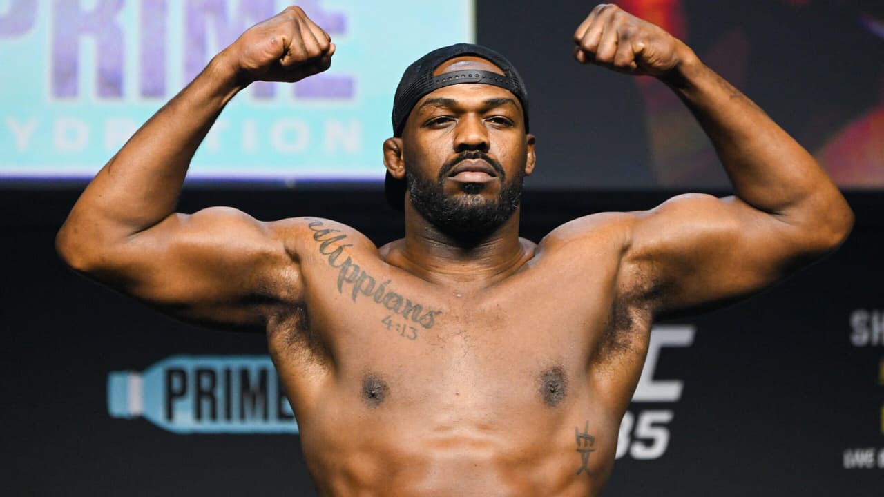 Jon Jones desafia Alex Poatan na 'maior luta de MMA da história'