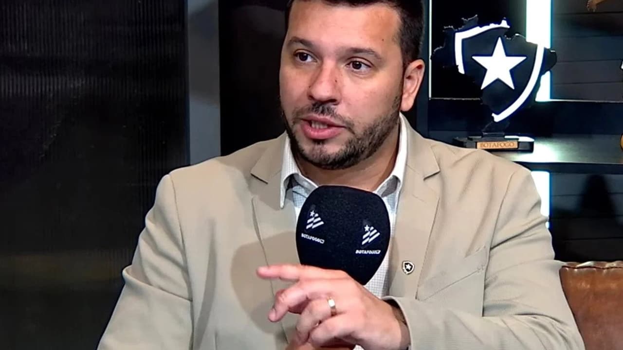 Diretor esportivo do Botafogo fala sobre permanência de Artur Jorge