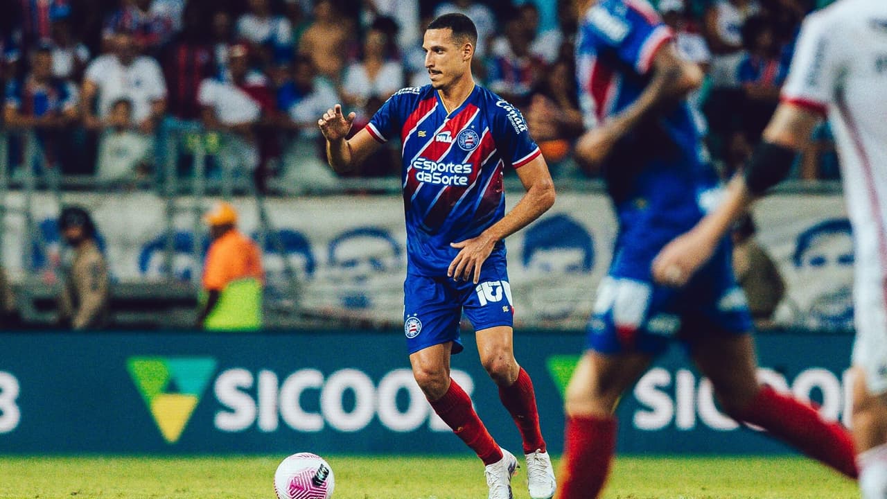Gabriel Xavier exalta Bahia após renovação: 'Estou muito feliz'