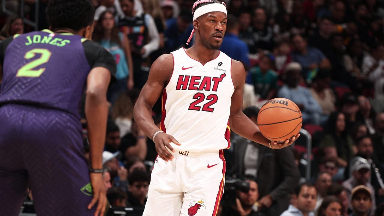 Após pedir troca, Jimmy Butler é suspenso por sete jogos