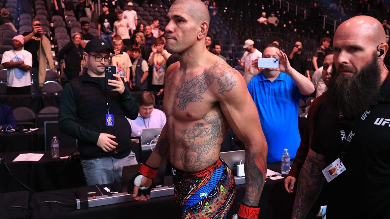 UFC: Alex Poatan agradece apoio e promete: 'Vou voltar melhor'