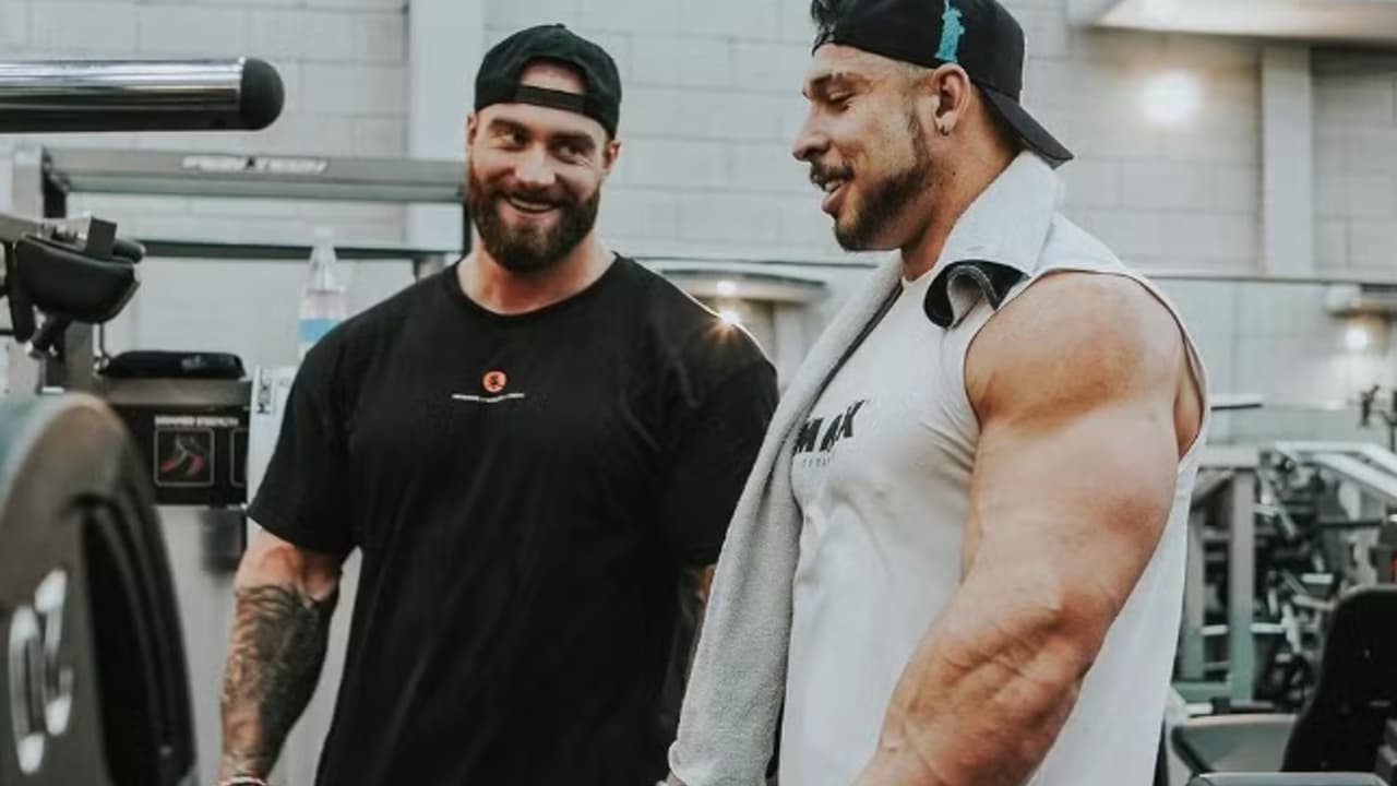 Cbum tentou contratar Ramon Dino; brasileiro revela bastidores