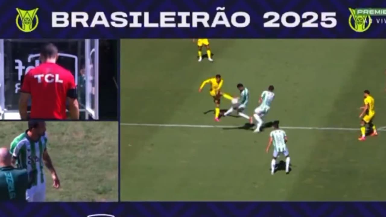 Comentarista da Globo discorda de marcação de pênalti polêmico: 'Lance ...