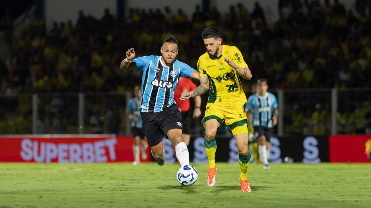 'Vergonha': Braithwaite desabafa após Grêmio ser goleado