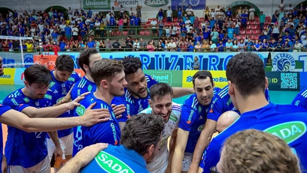 Cruzeiro varre Praia Clube em jogo 1 das semifinais da Superliga masculina
