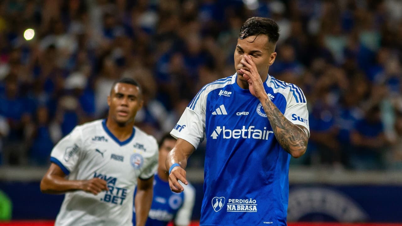 Pênalti de Kaio Jorge repercute em Cruzeiro x Bahia: 'Cobrança ridícula'