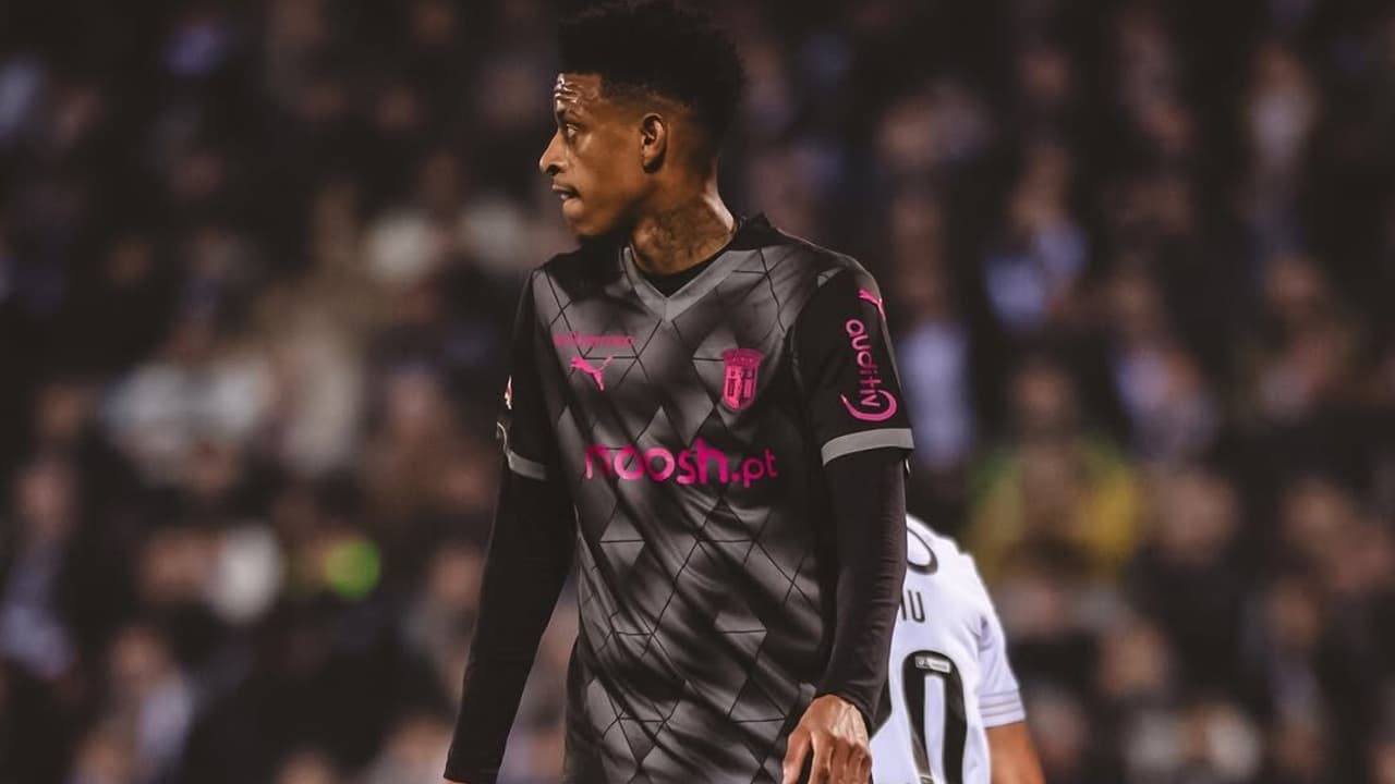 Bambu compara futebol brasileiro com o europeu: 'Diferença clara'