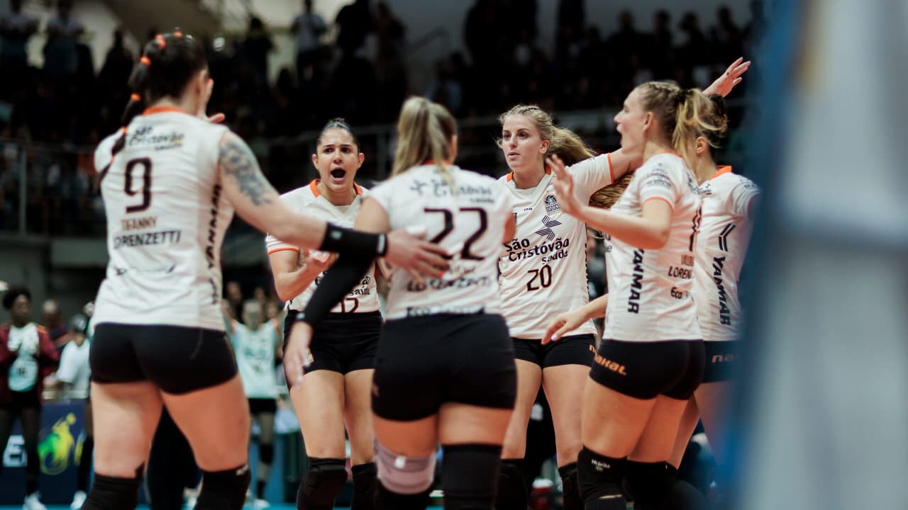 Osasco domina Minas e vai à final da Superliga Feminina de Vôlei