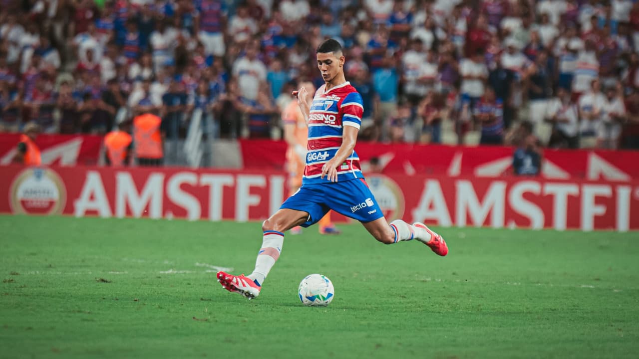 Veja a provável escalação do Fortaleza para visitar o Vasco