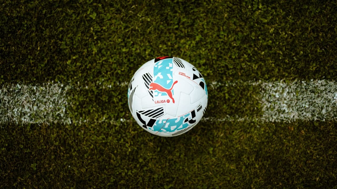Com design inovador e tecnologia de ponta, La Liga lança nova bola; veja