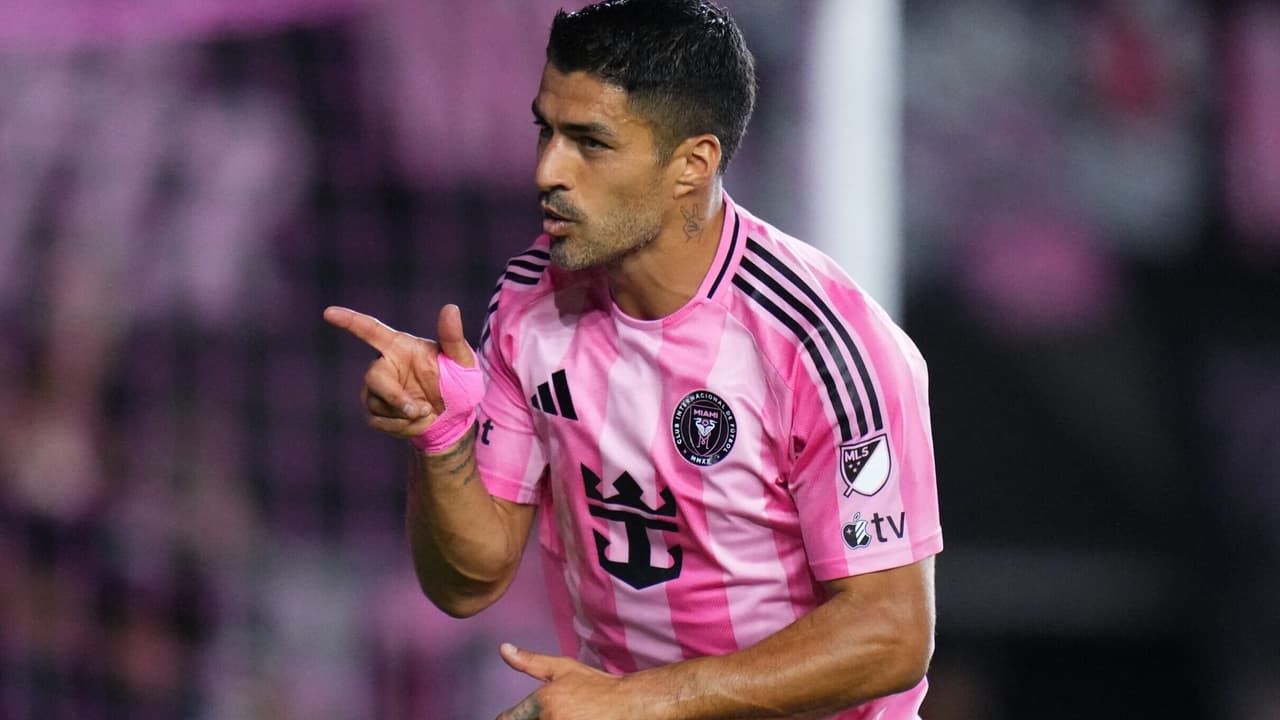 Atitude de Suárez em jogo do Mundial de Clubes viraliza: 'Virou o Coringa'