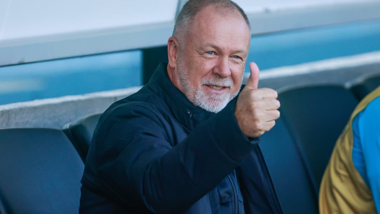 Mano comemora vitória com boa atuação do Grêmio: 'Muito contente'